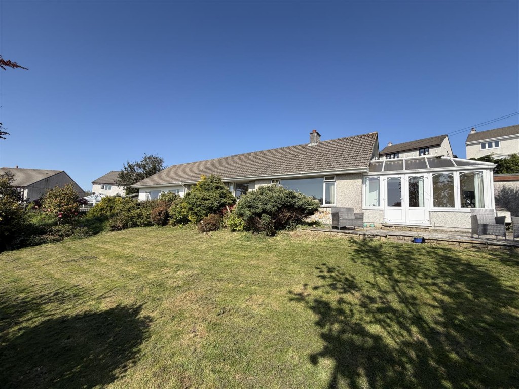 Quenchwell Road, Carnon Downs, 4 bedroom, Bungalow - Detached